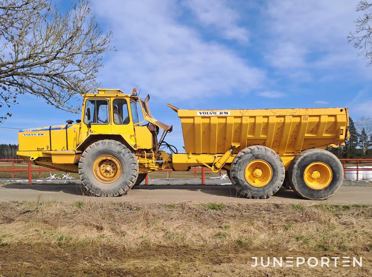 Dumper Volvo BM 860 S