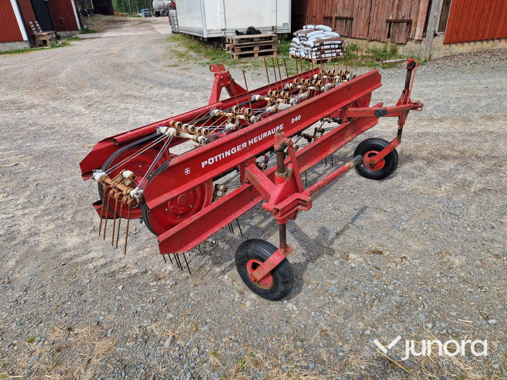 Sidoräfsa Pöttinger Heuraupe 240