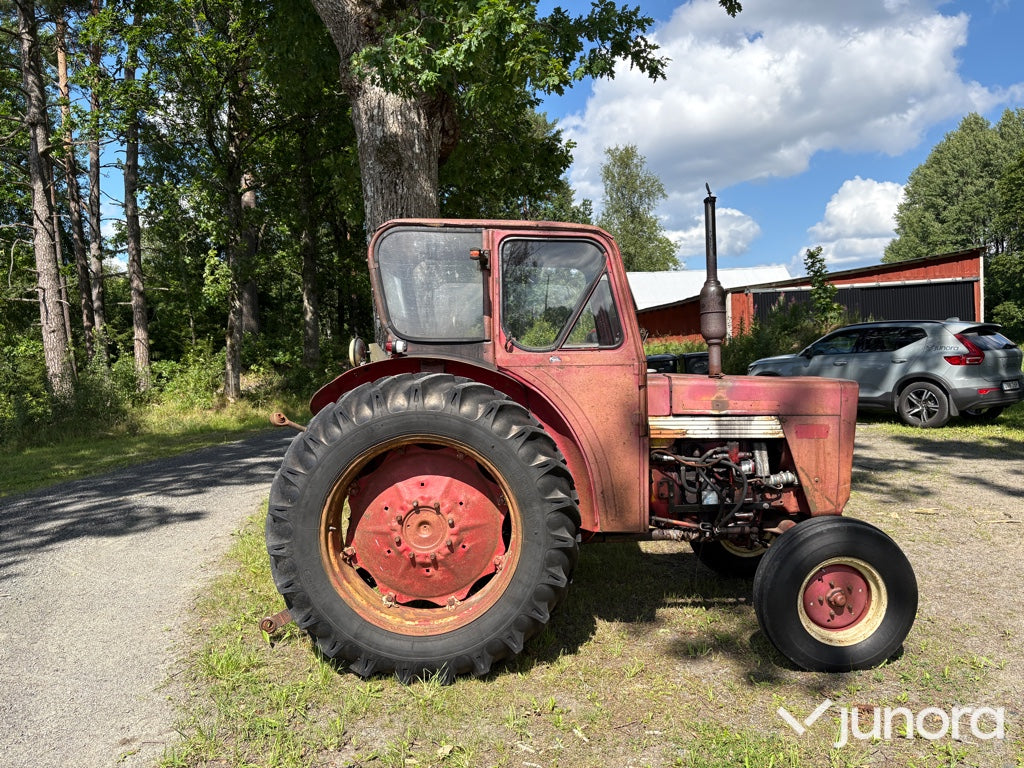 McCormick International 523