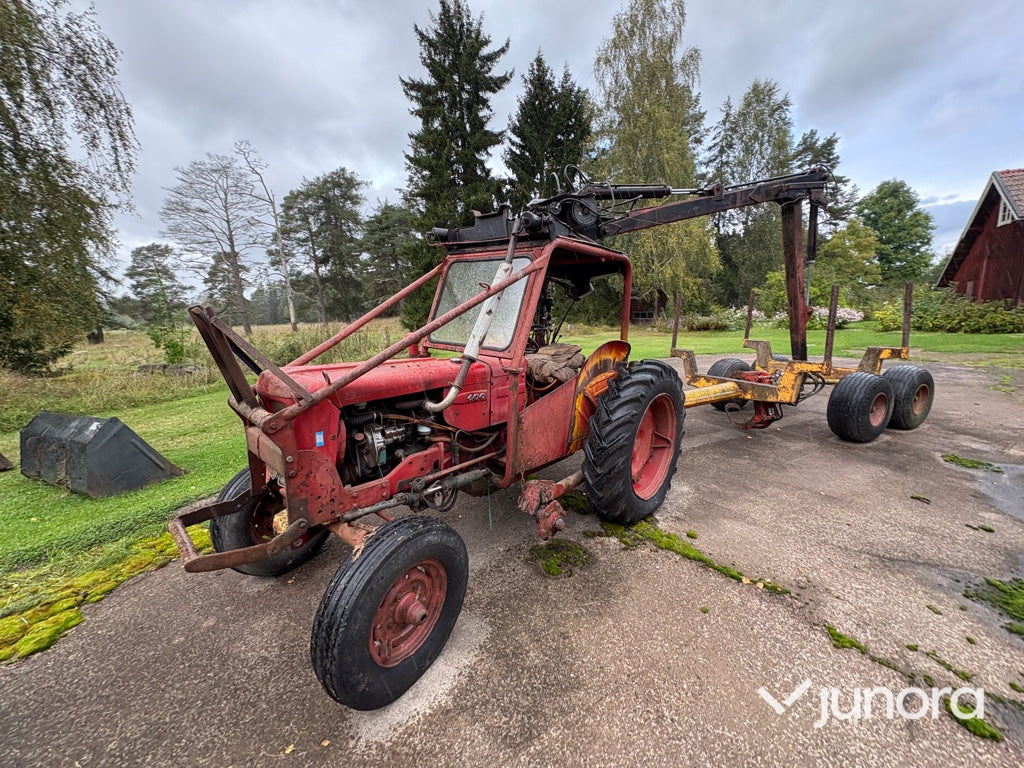 Volvo BM 400 med griplastare + stockvagn