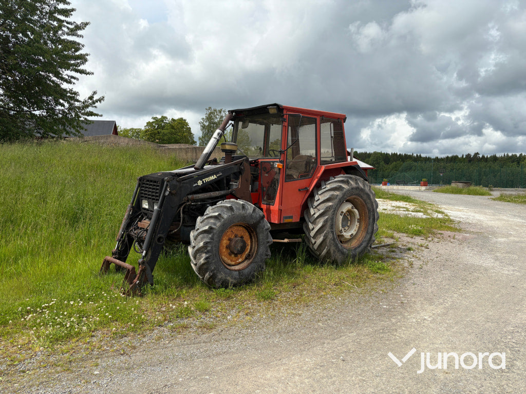 Valmet 705-4 med lastare
