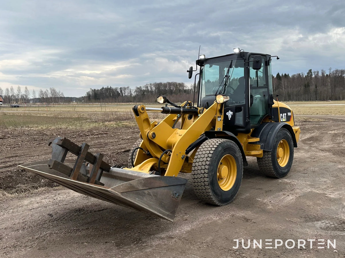 Lastmaskin Caterpillar 908H