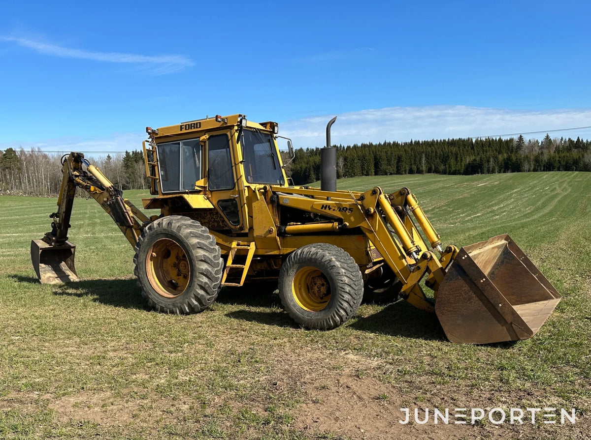 Traktorgrävare Ford Hymas HL7