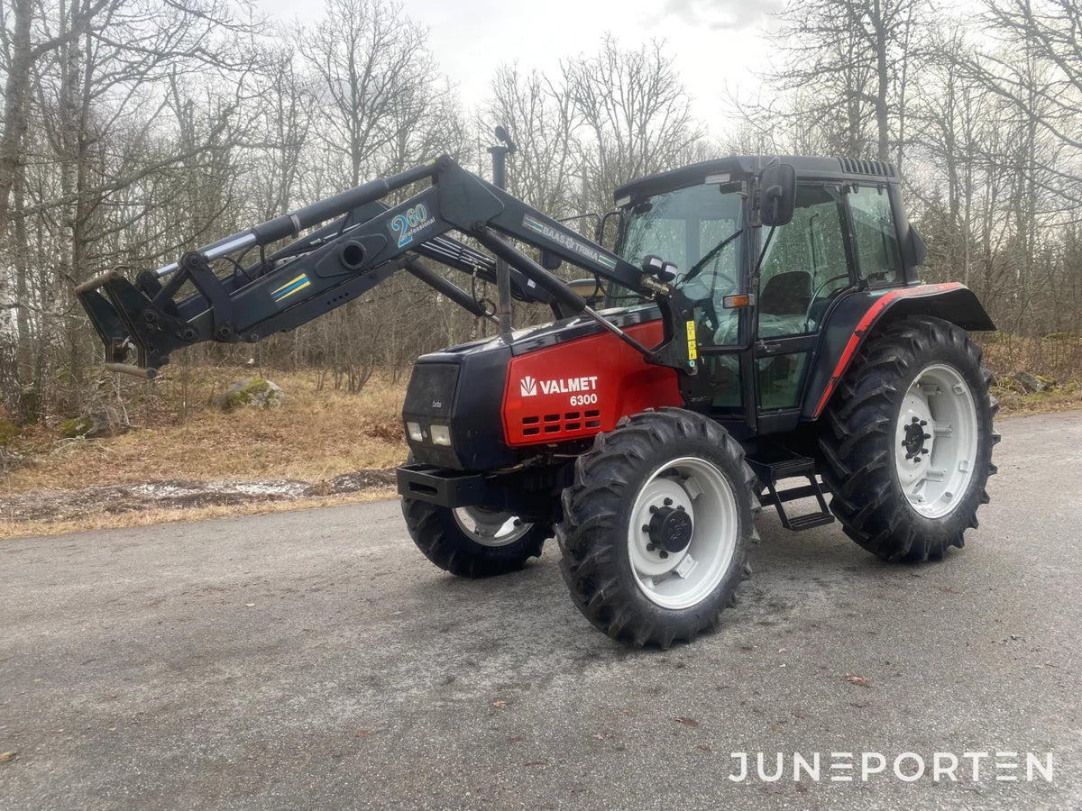 Valtra Valmet 6300 med lastare
