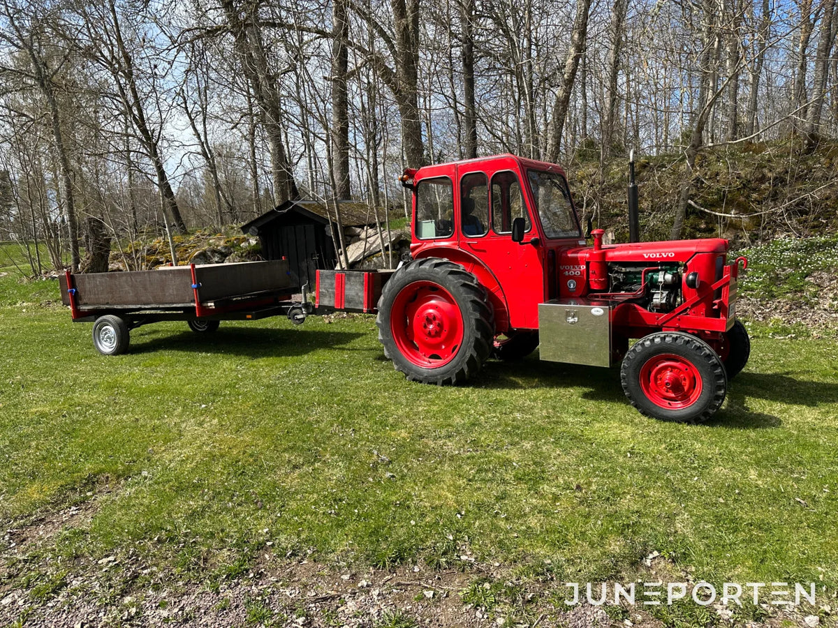 Volvo Buster 400 med vagn